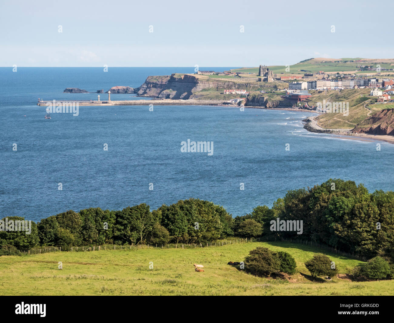 Whitby bank hi-res stock photography and images - Alamy