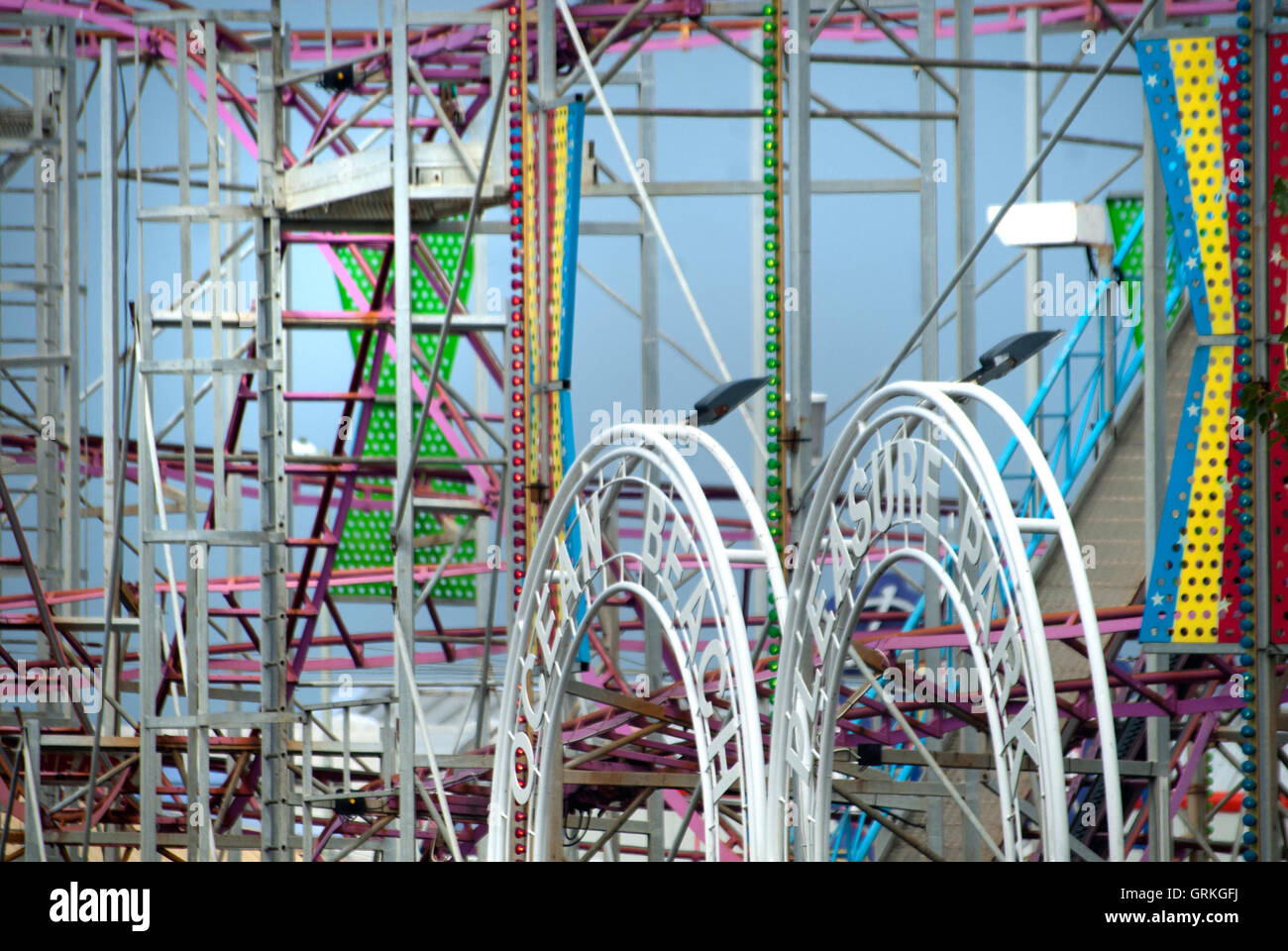 Ocean Beach funfair in South Shields Stock Photo - Alamy