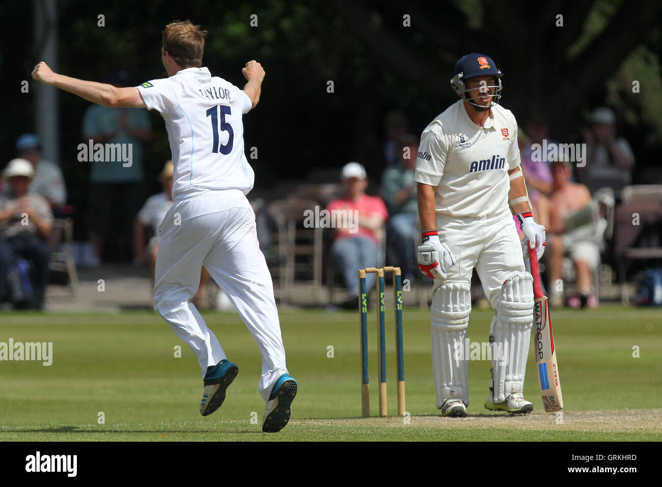 Lbw for two hi-res stock photography and images - Alamy