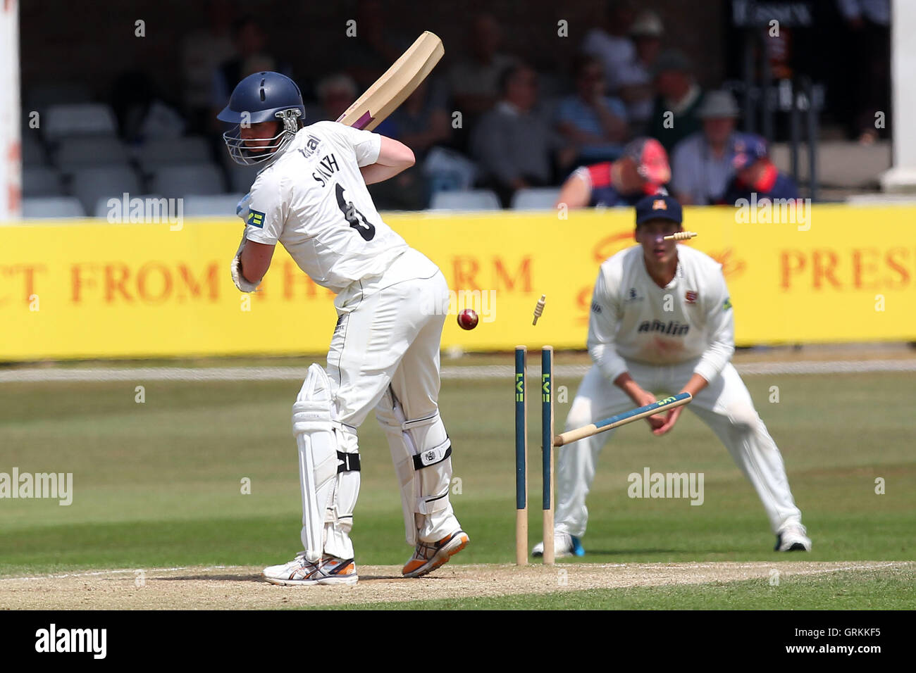 Tom Smith of Gloucestershire is bowled out by Jesse Ryder - Essex CCC ...