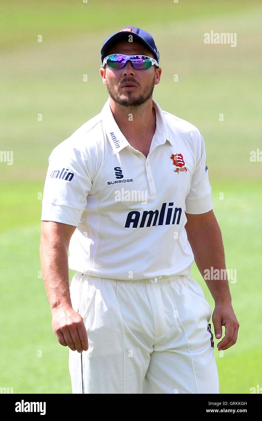 Graham Napier of Essex back in action in the field - Essex CCC vs ...