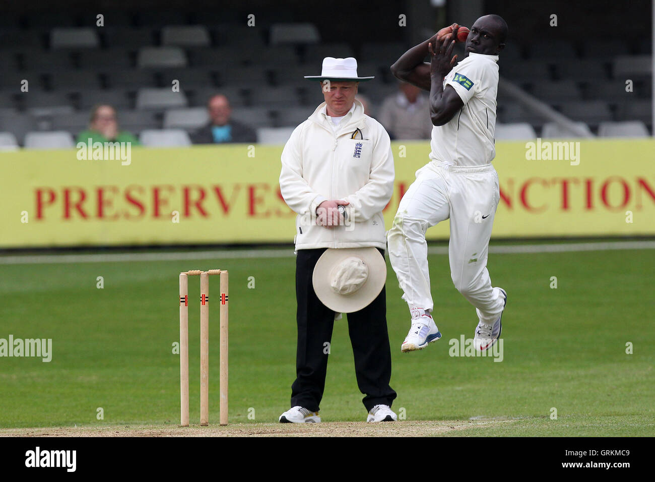 Robbie Joseph in bowling action for Kent - Essex CCC vs Kent CCC - Pre ...