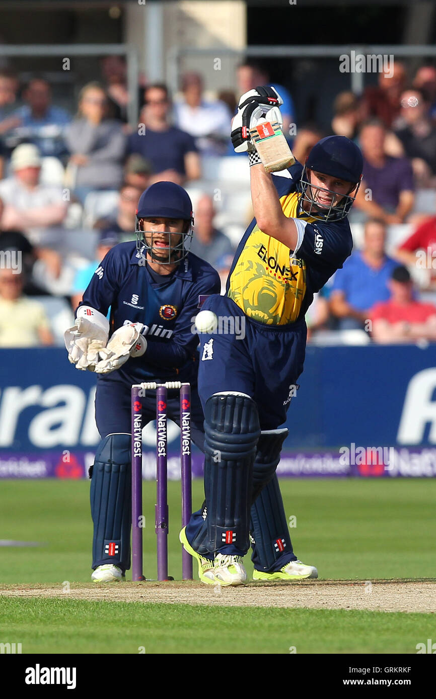 William Porterfield in batting action for Birmingham as James Foster ...