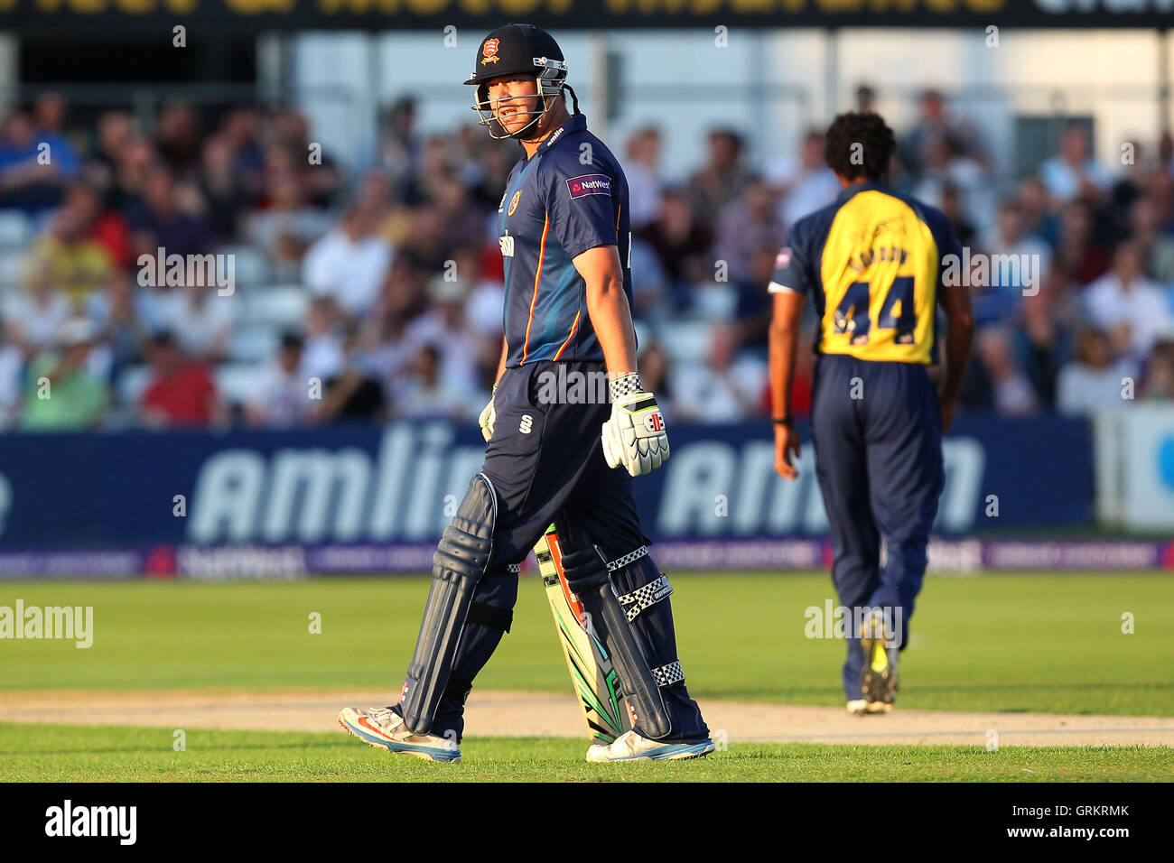 Jesse Ryder of Essex walks off having been dismissed by Recordo Gordon ...
