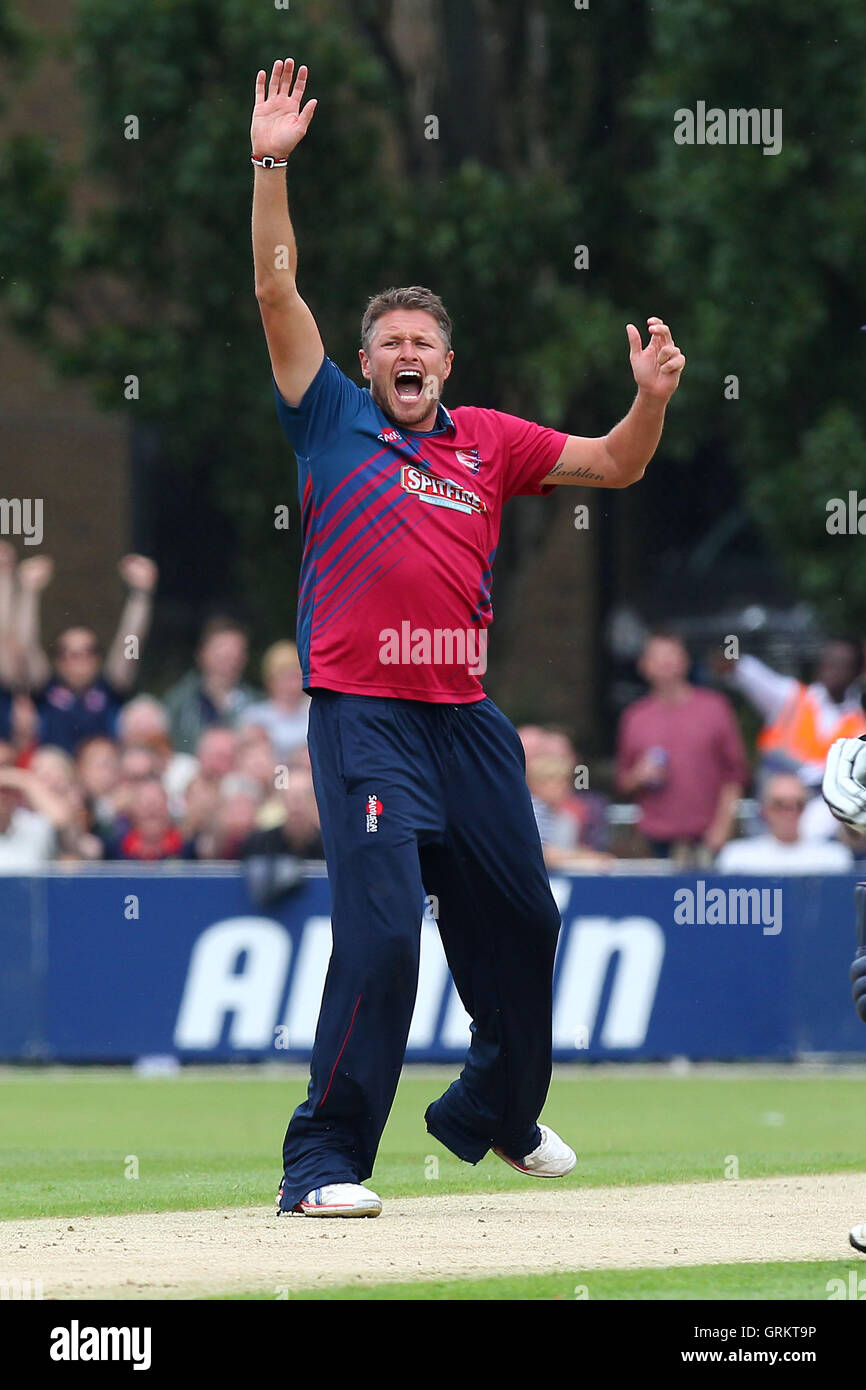 Mitchell Claydon of Kent with a strong appeal for the wicket of Ravi ...