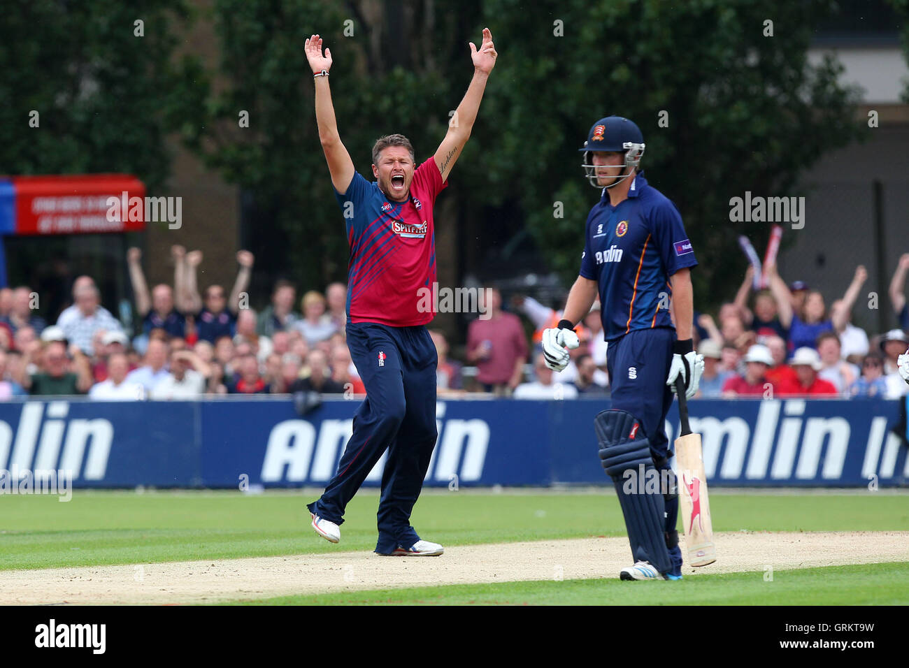 Mitchell Claydon of Kent with a strong appeal for the wicket of Ravi ...