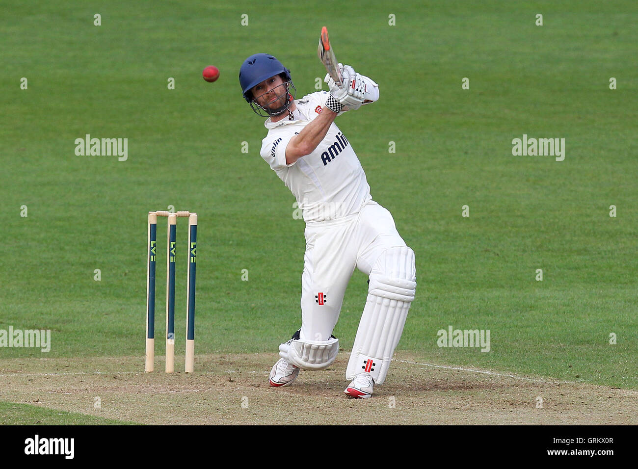 James Foster hits four runs for Essex - Gloucestershire CCC vs Essex ...