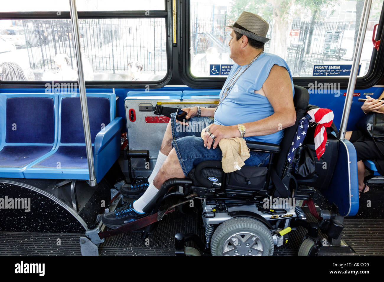 Wheelchair Bus High Resolution Stock Photography and Images - Alamy