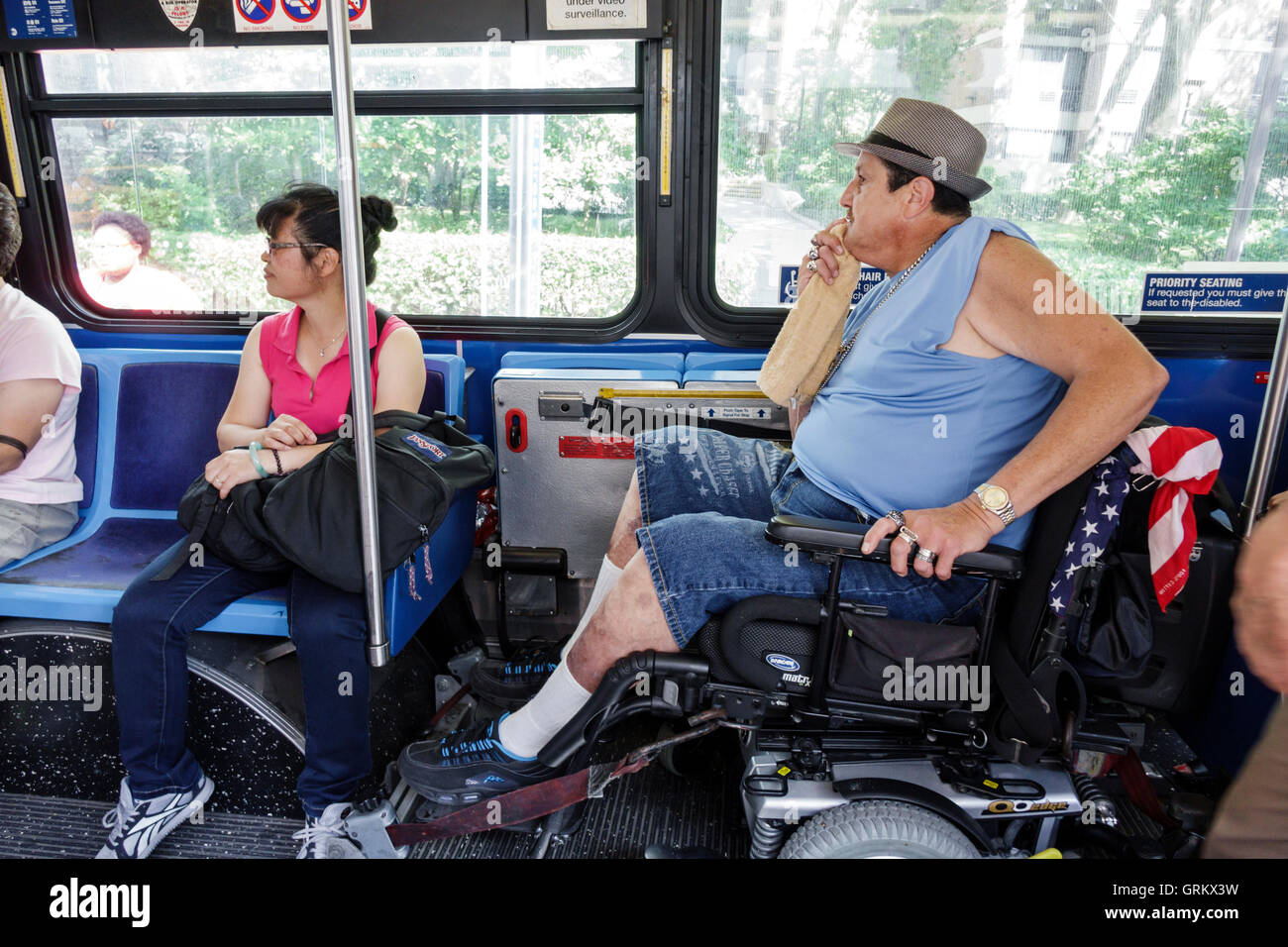 Asian Bus High Resolution Stock Photography and Images - Alamy