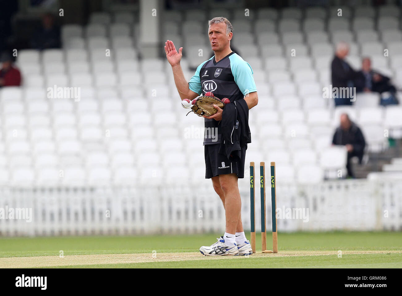 Sport cricket batting alec stewart hi-res stock photography and images ...
