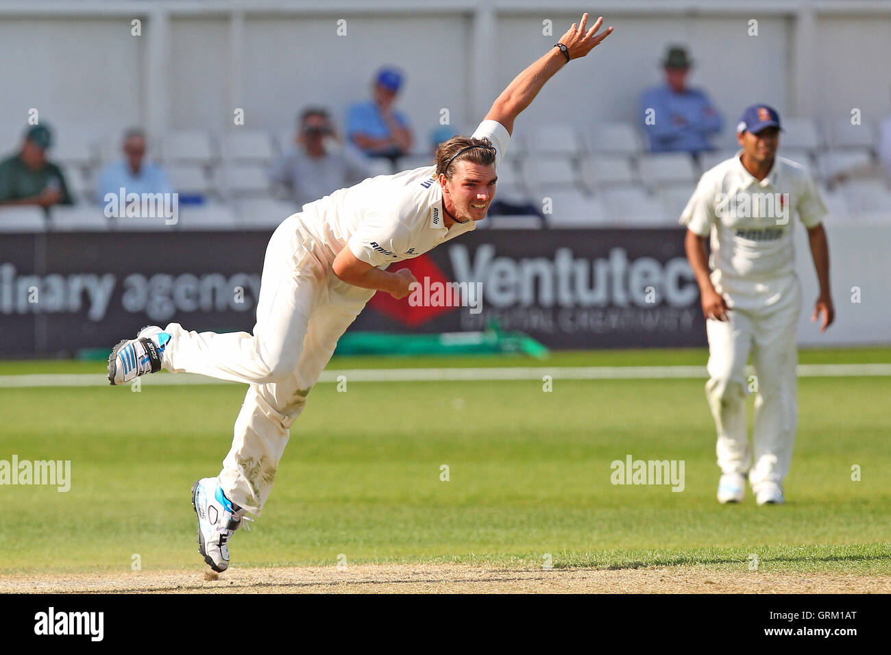 Oliver Newby in bowling action for Essex - Worcestershire CCC vs Essex ...