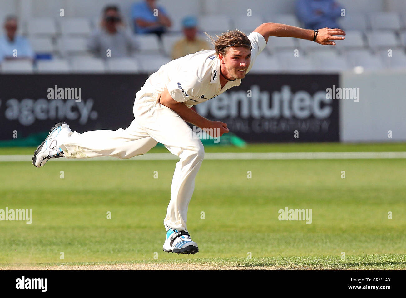 Oliver newby hi-res stock photography and images - Alamy