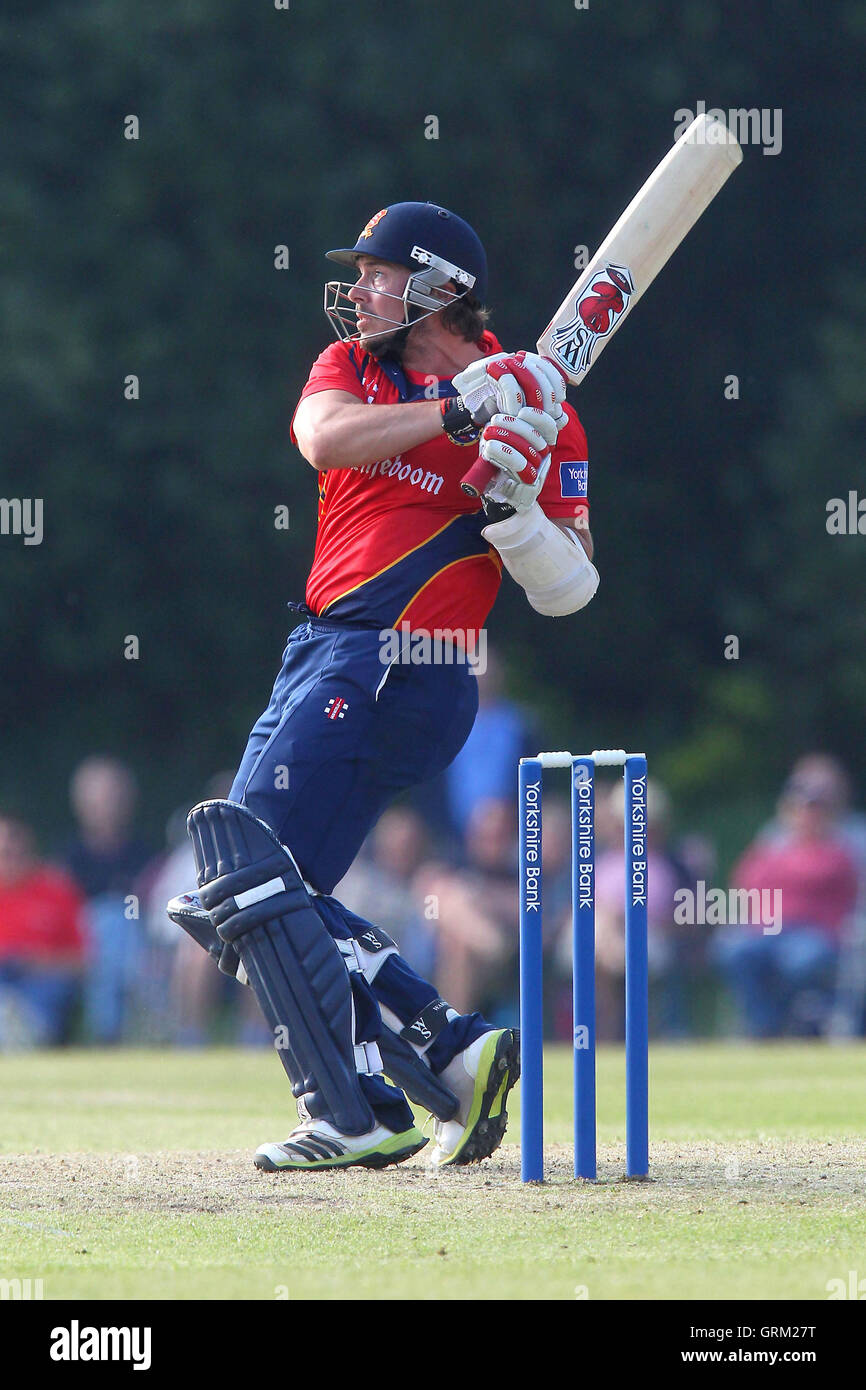 Graham napier of essex cricket club hi-res stock photography and images ...