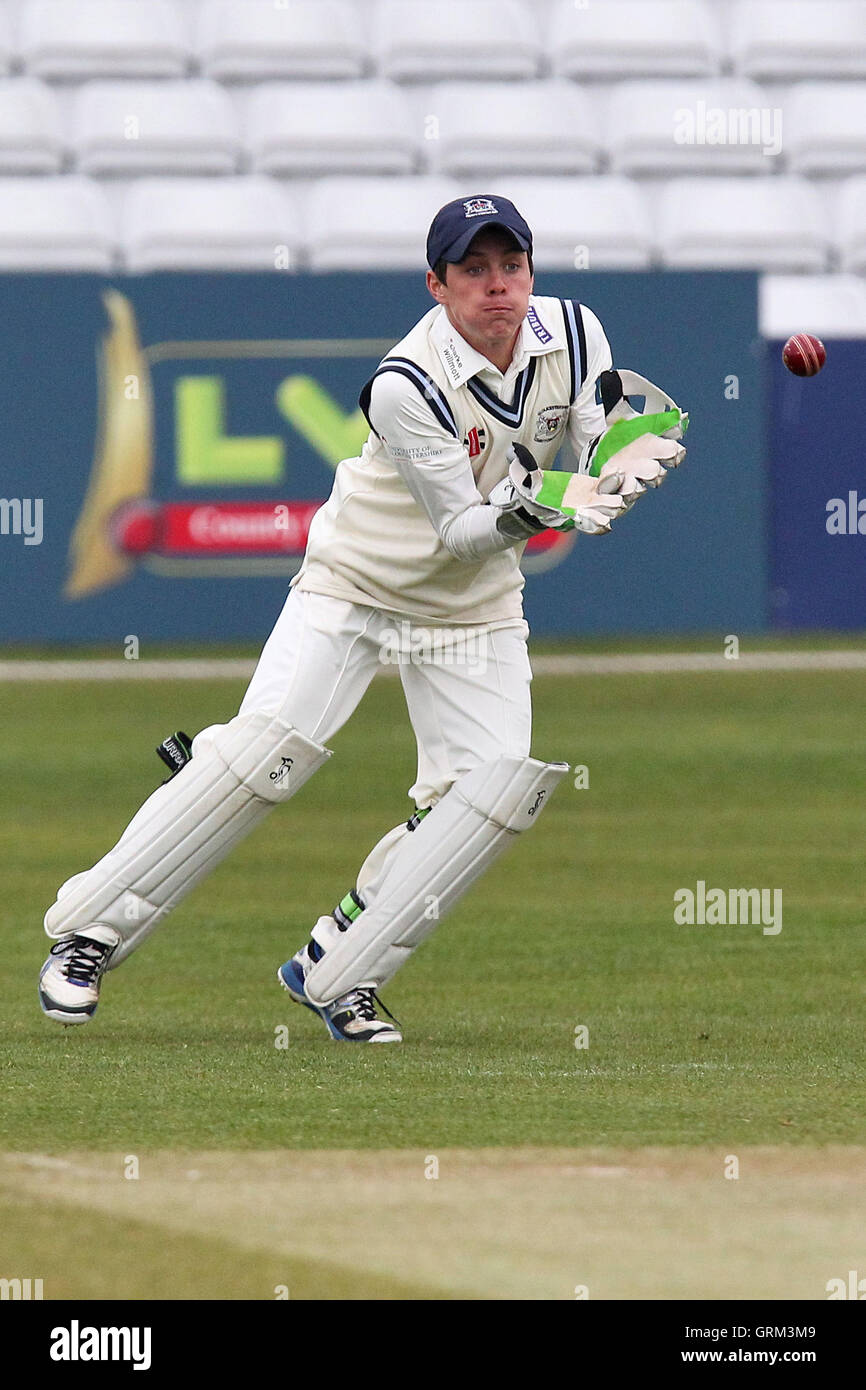 Cameron Herring in action on his debut for Gloucestershire - Essex CCC ...