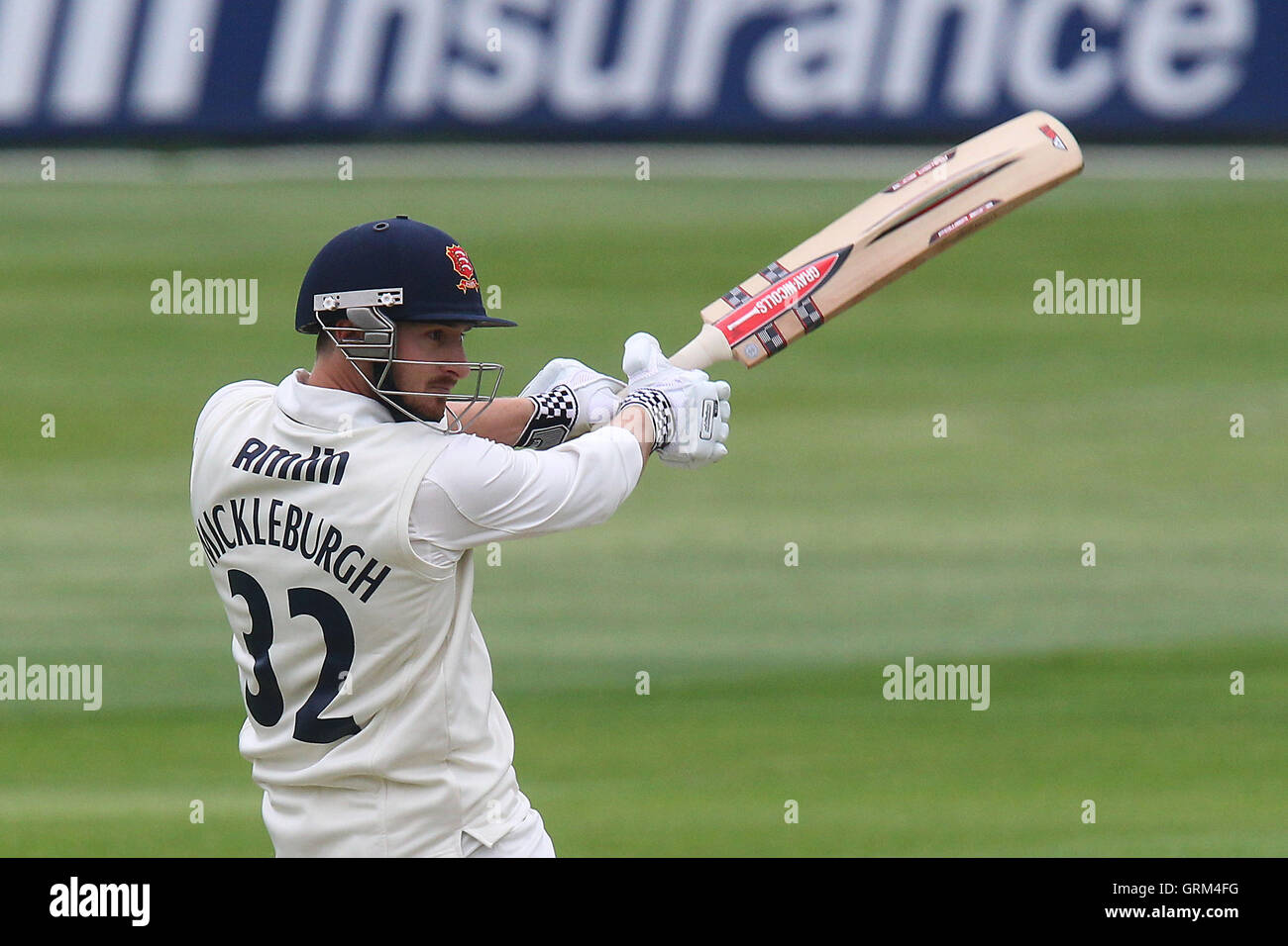 Jaik Mickleburgh hits four runs for Essex - Essex CCC vs Kent CCC - LV ...