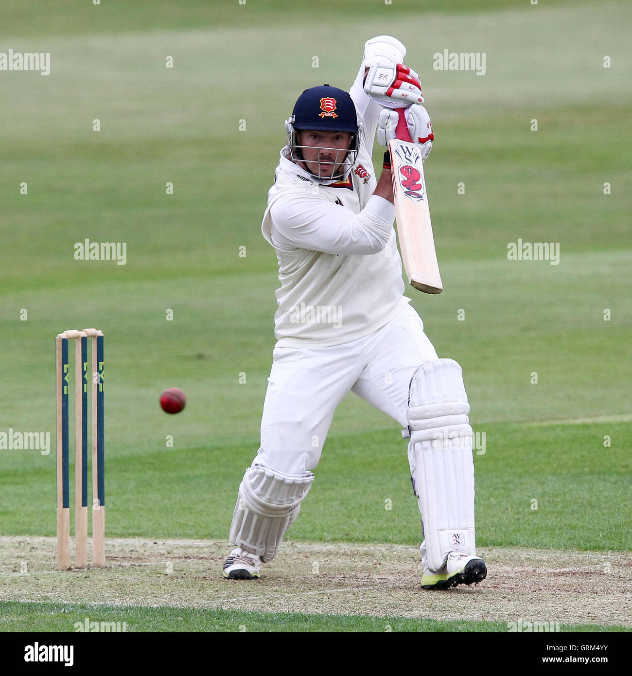 Graham Napier in batting action for Essex - Essex CCC vs Lancashire CCC ...