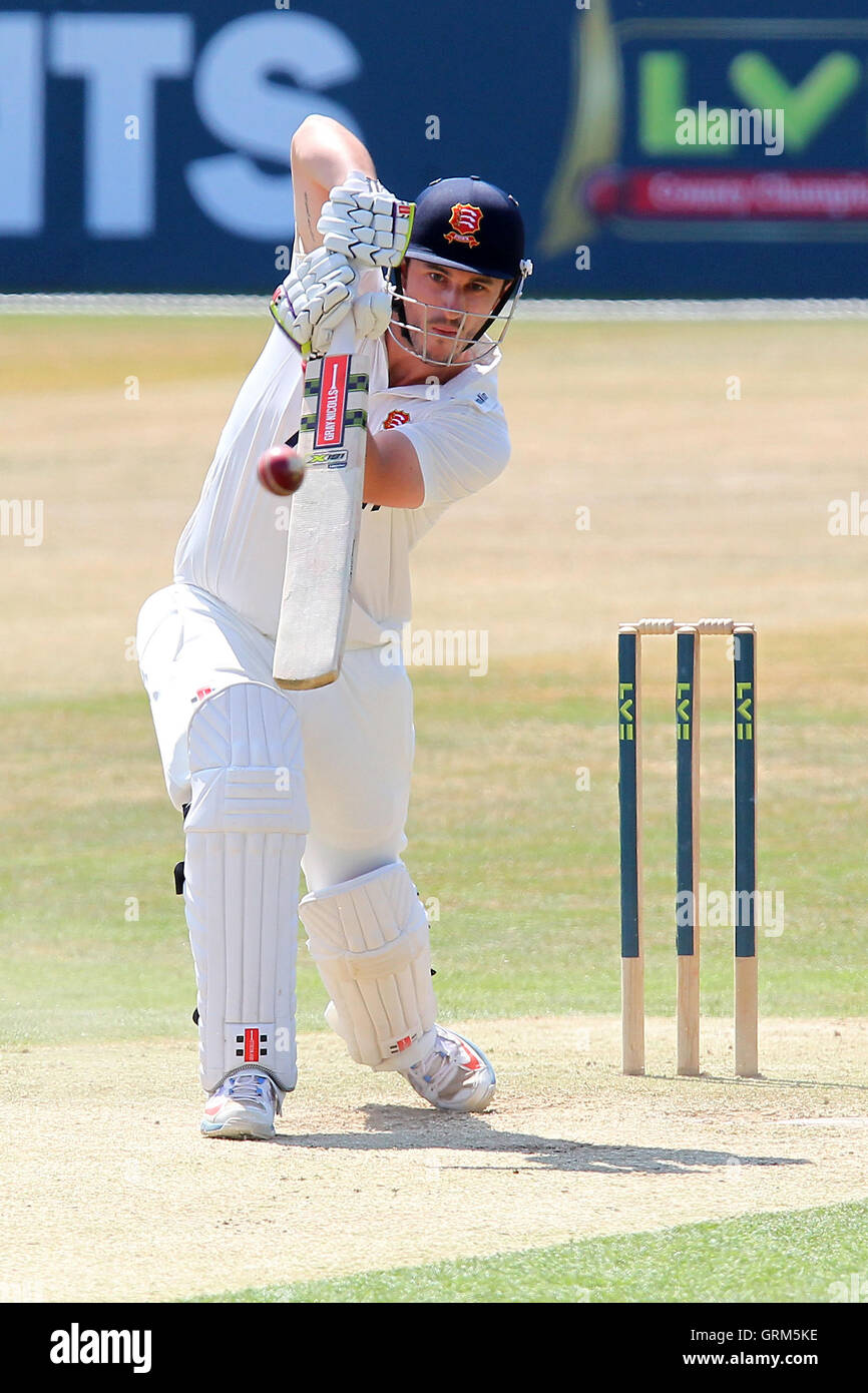 Hamish Rutherford in batting action for Essex - Essex CCC vs ...