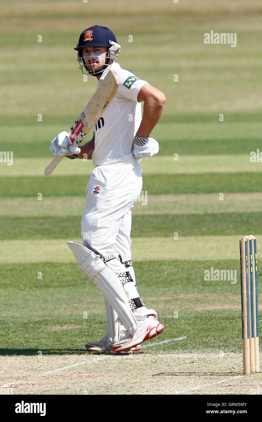 Jaik Mickleburgh of Essex celebrates 50 runs, a half-century - Essex ...