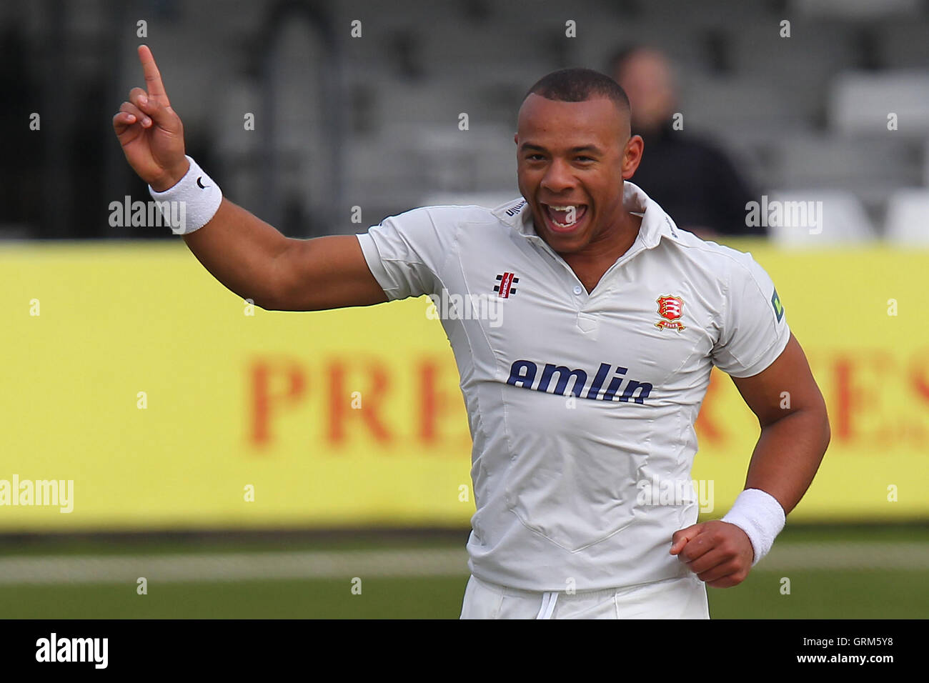Tymal Mills of Essex celebrates the wicket of Adam London - Essex CCC ...