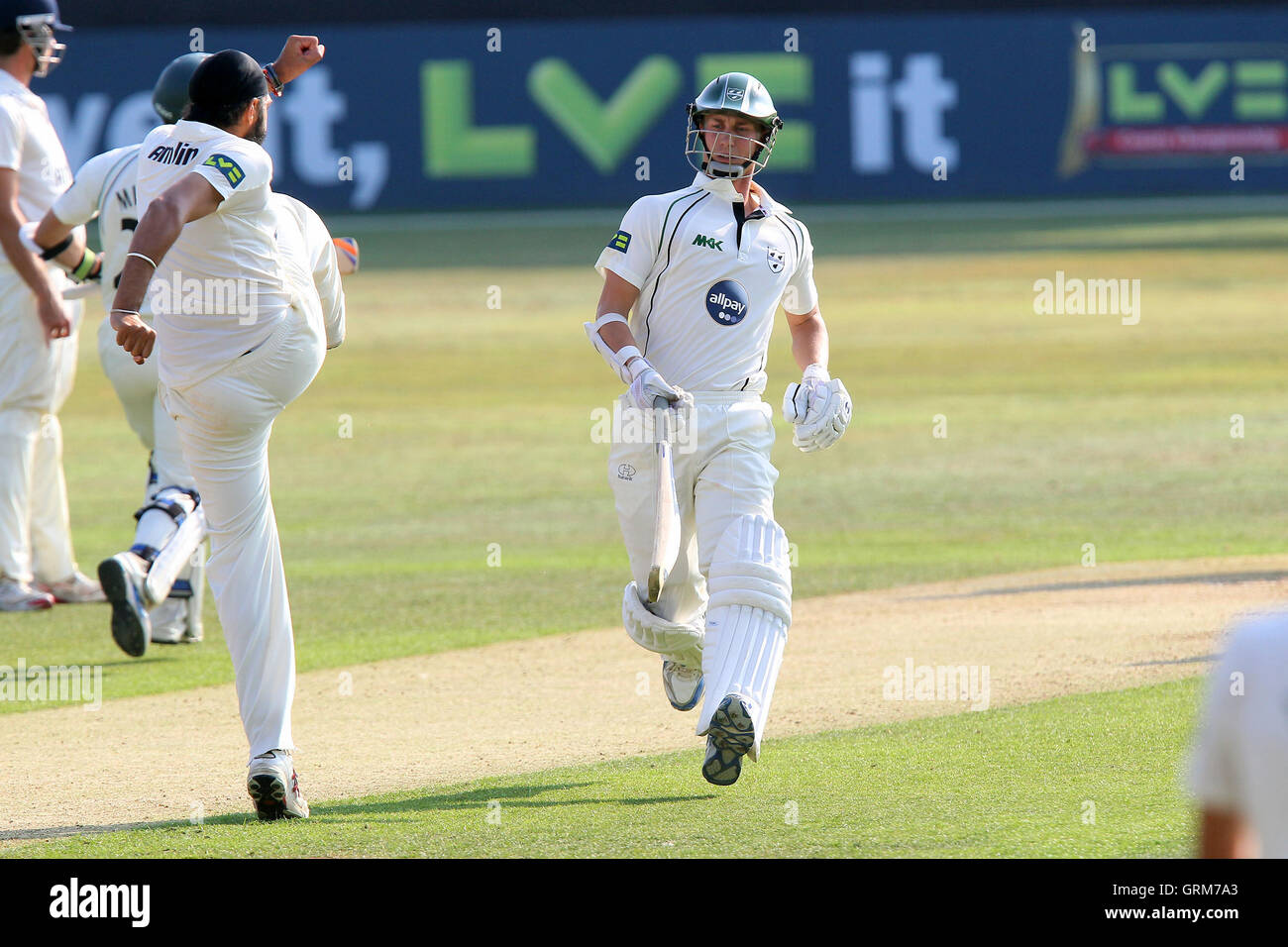 Monty Panesar of Essex kicks out as Worcestershire batsman Matthew ...