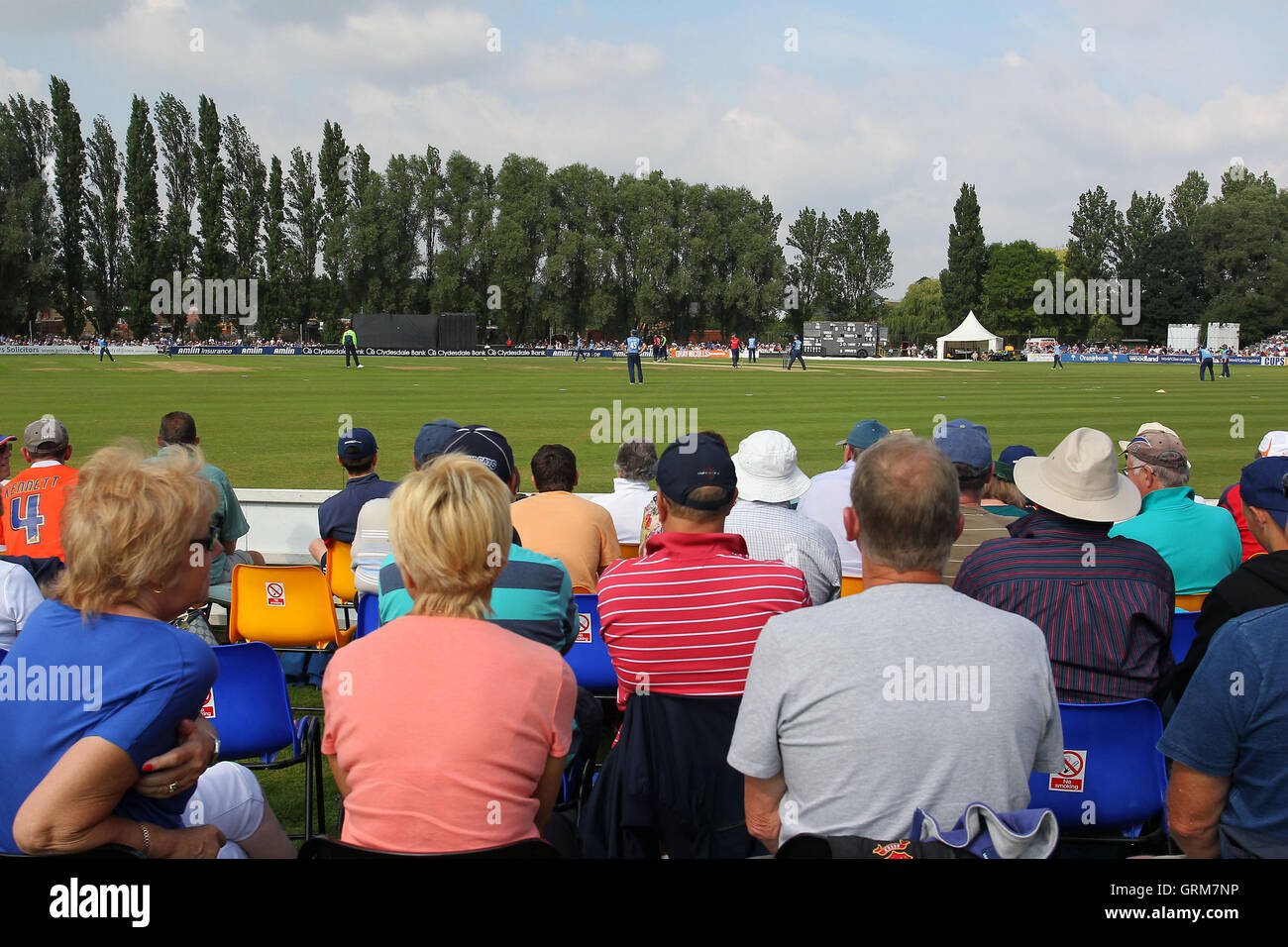 Yorkshire county cricket general view hi-res stock photography and ...