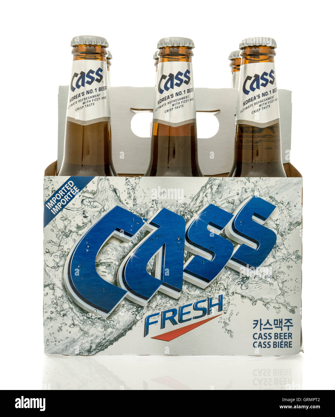 South countries hi-res stock photography and images - Alamy