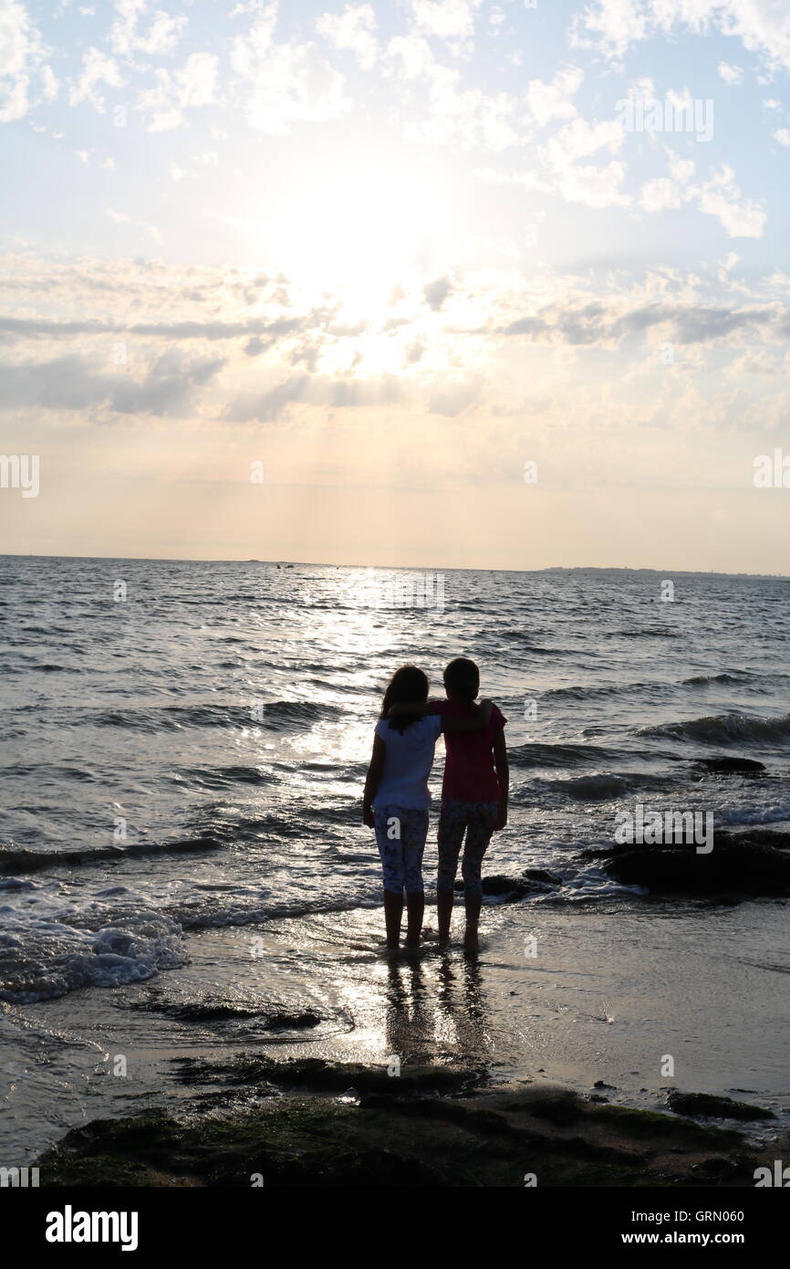 Family forever hi-res stock photography and images - Alamy