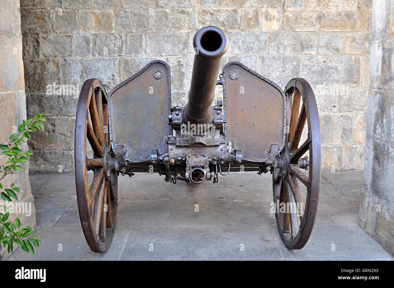 eighteenth century cannon Stock Photo - Alamy
