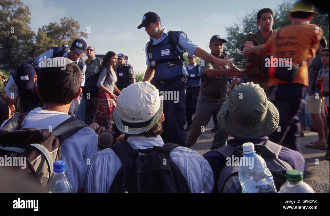 Disengagement gaza 2005 hi-res stock photography and images - Alamy