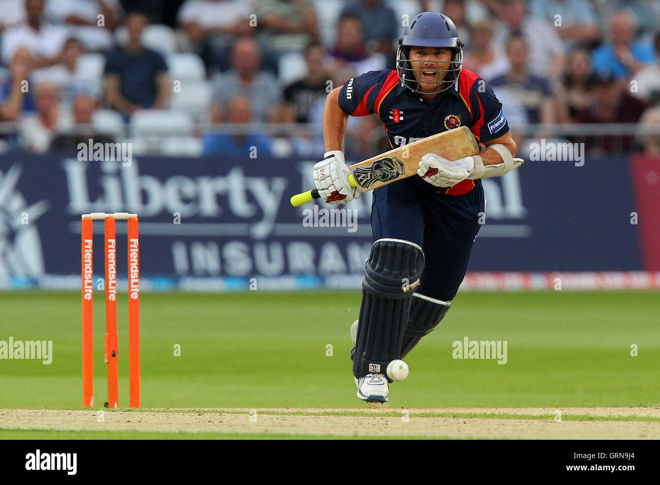 Greg Smith in batting action for Essex - Nottinghamshire Outlaws vs ...