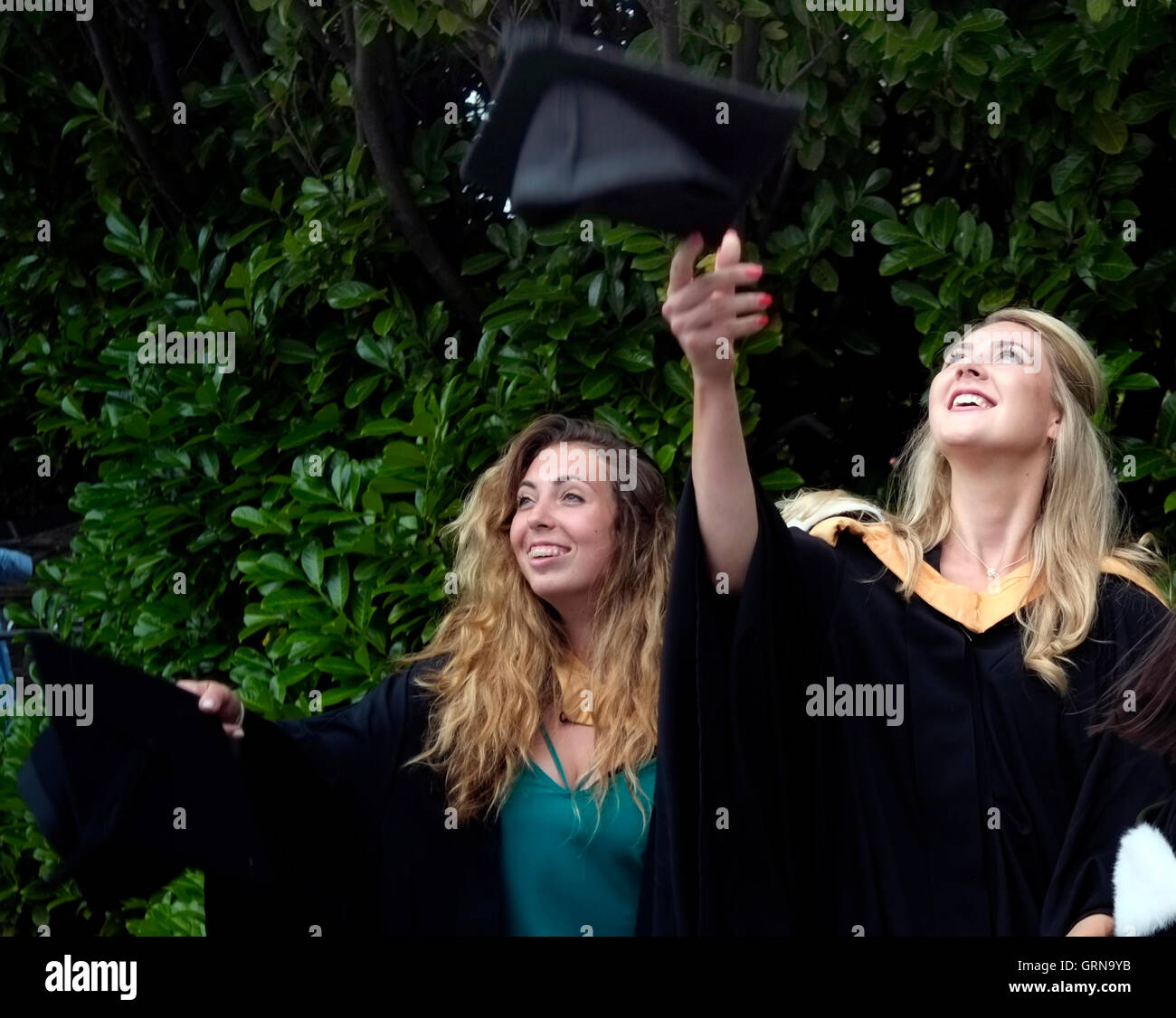 Student receiving degree hi-res stock photography and images - Alamy