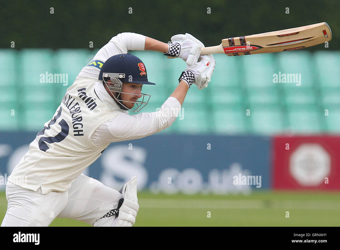 Jaik Mickleburgh in batting action for Essex - Worcestershire CCC vs ...