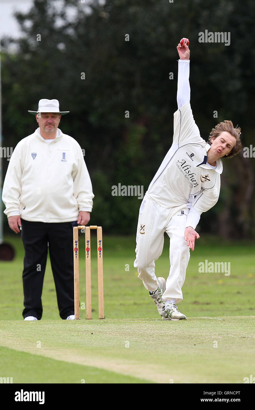 Chingford cricket club hi-res stock photography and images - Alamy