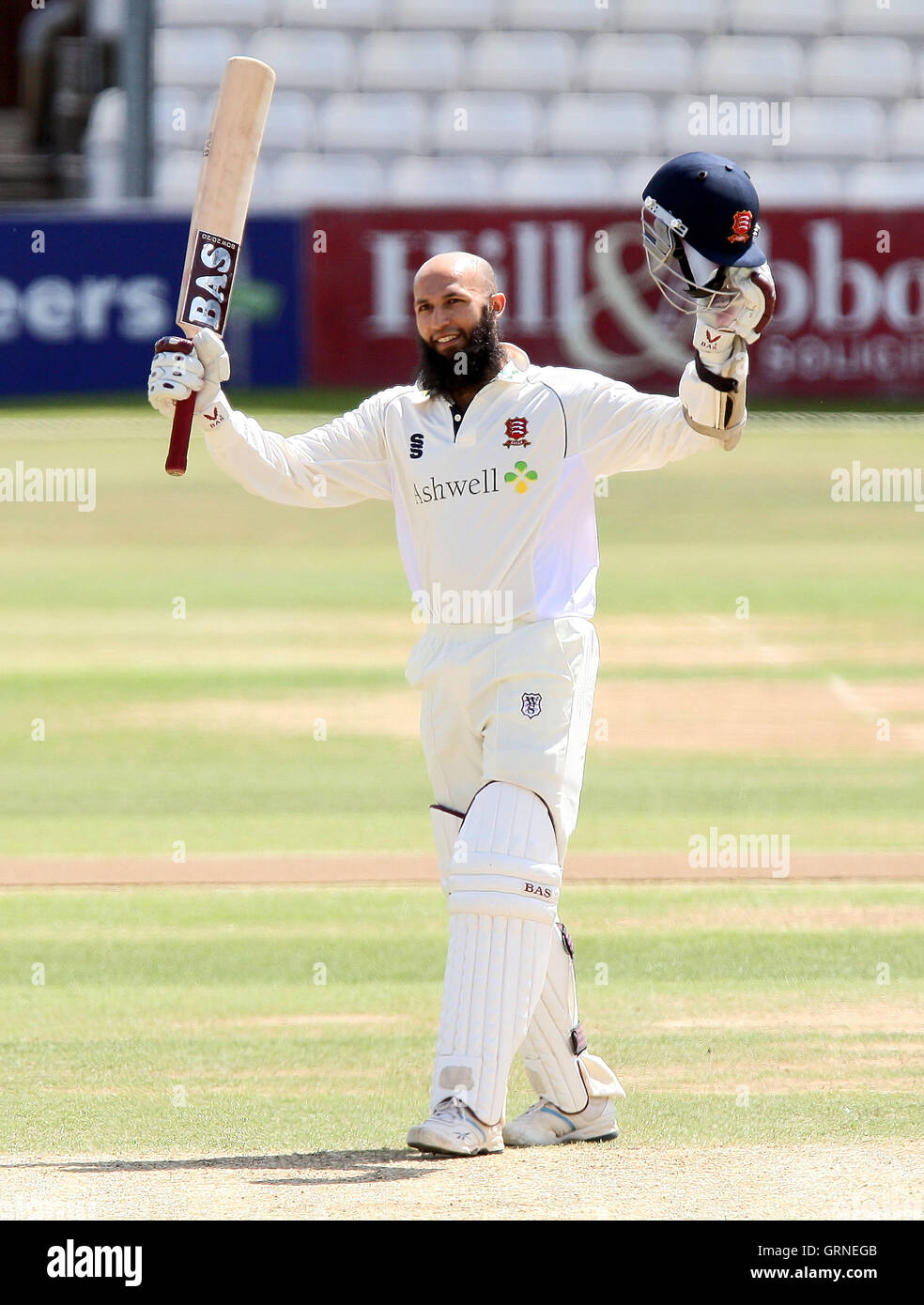Hashim Amla celebrates a century of runs on his debut for Essex - Essex ...