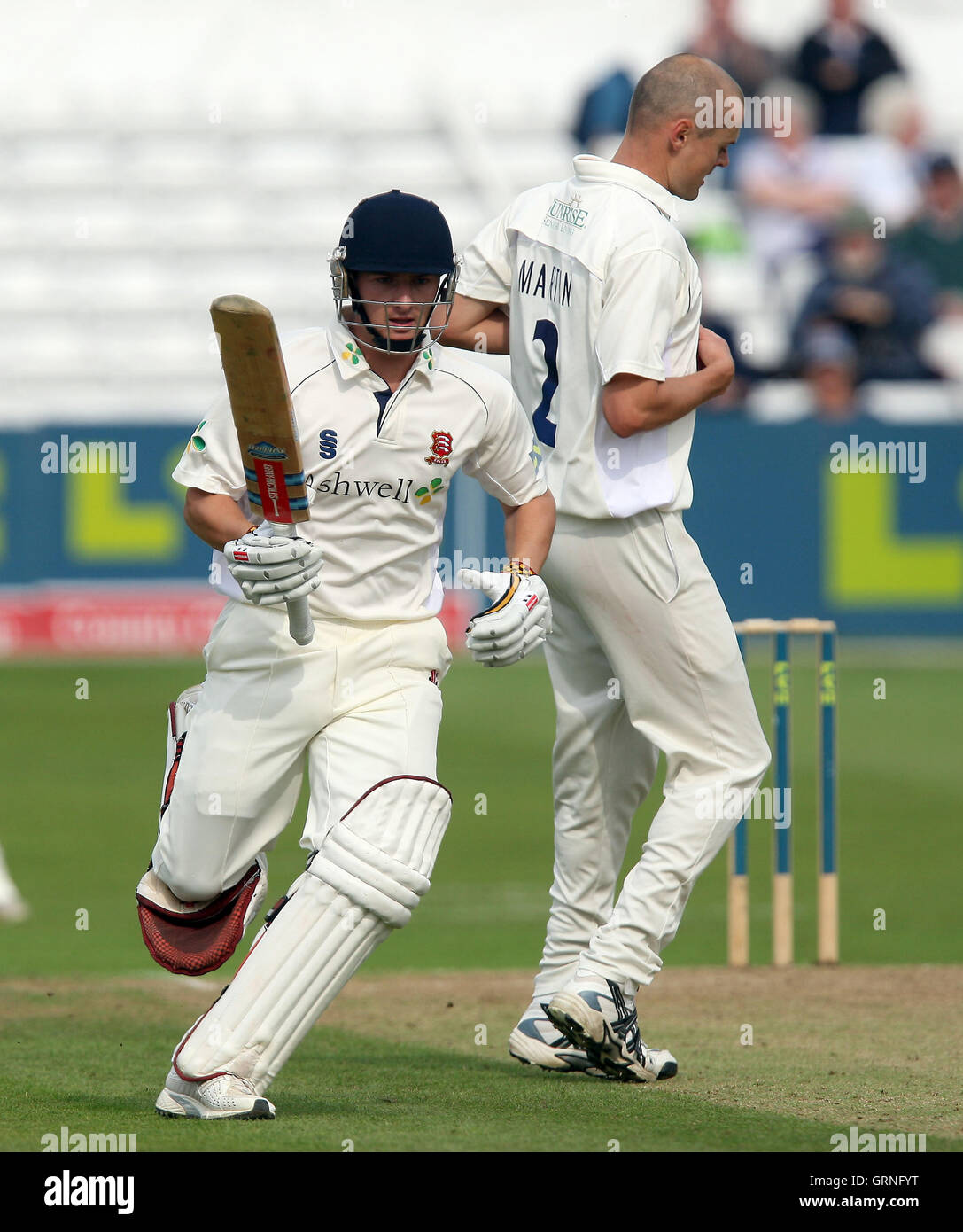 Jaik Mickleburgh makes runs on home debut for Essex - Essex CCC vs ...