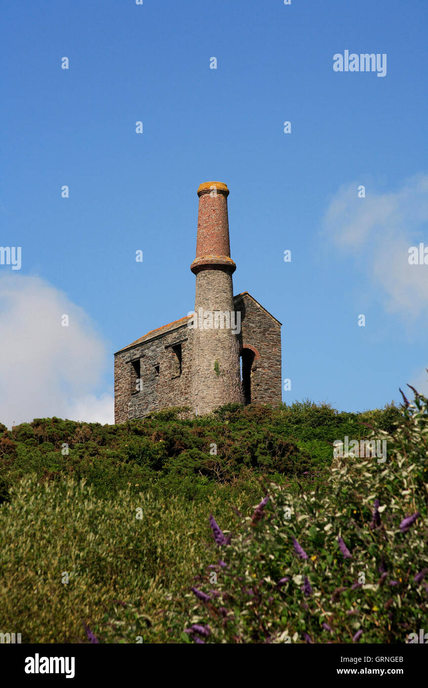 Mine cornwall hi-res stock photography and images - Alamy