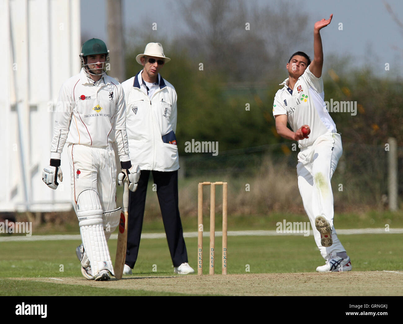 Basil Akram in bowling action for Essex - Essex CCC 2nd XI vs Suffolk ...