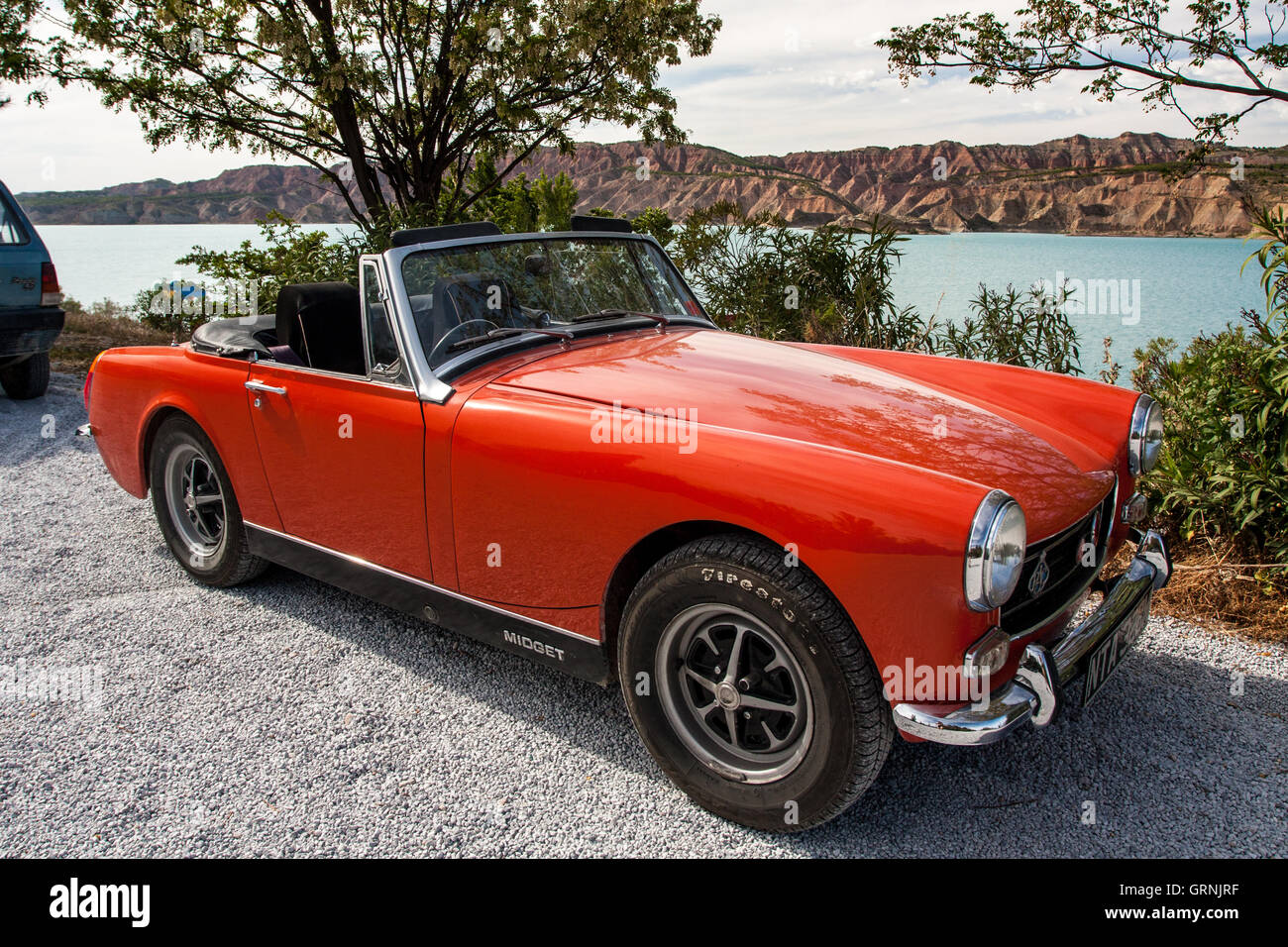 Red midget hi-res stock photography and images - Alamy