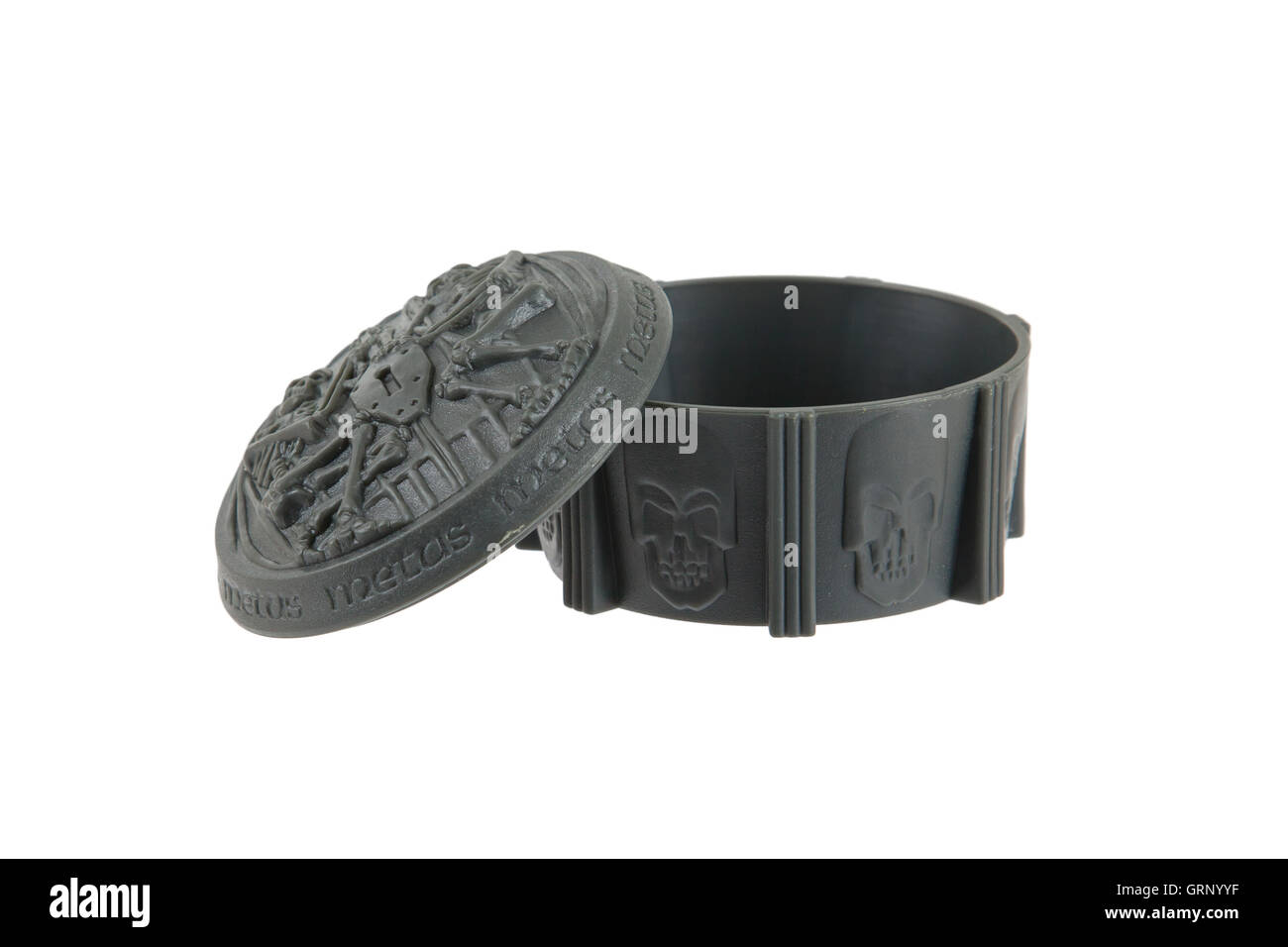 Plastic skulls hi-res stock photography and images - Alamy