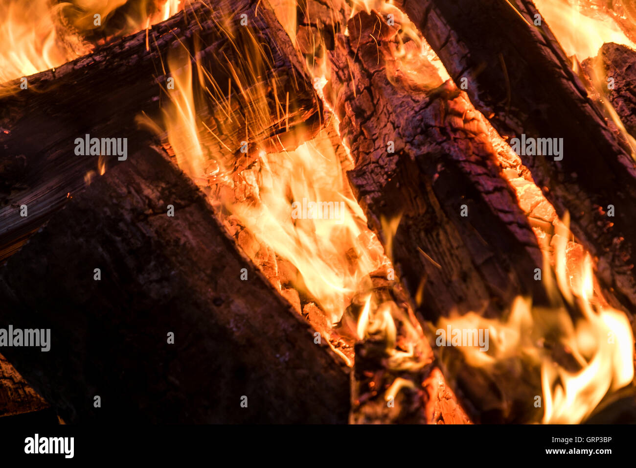 A closeup of a bonfire Stock Photo - Alamy