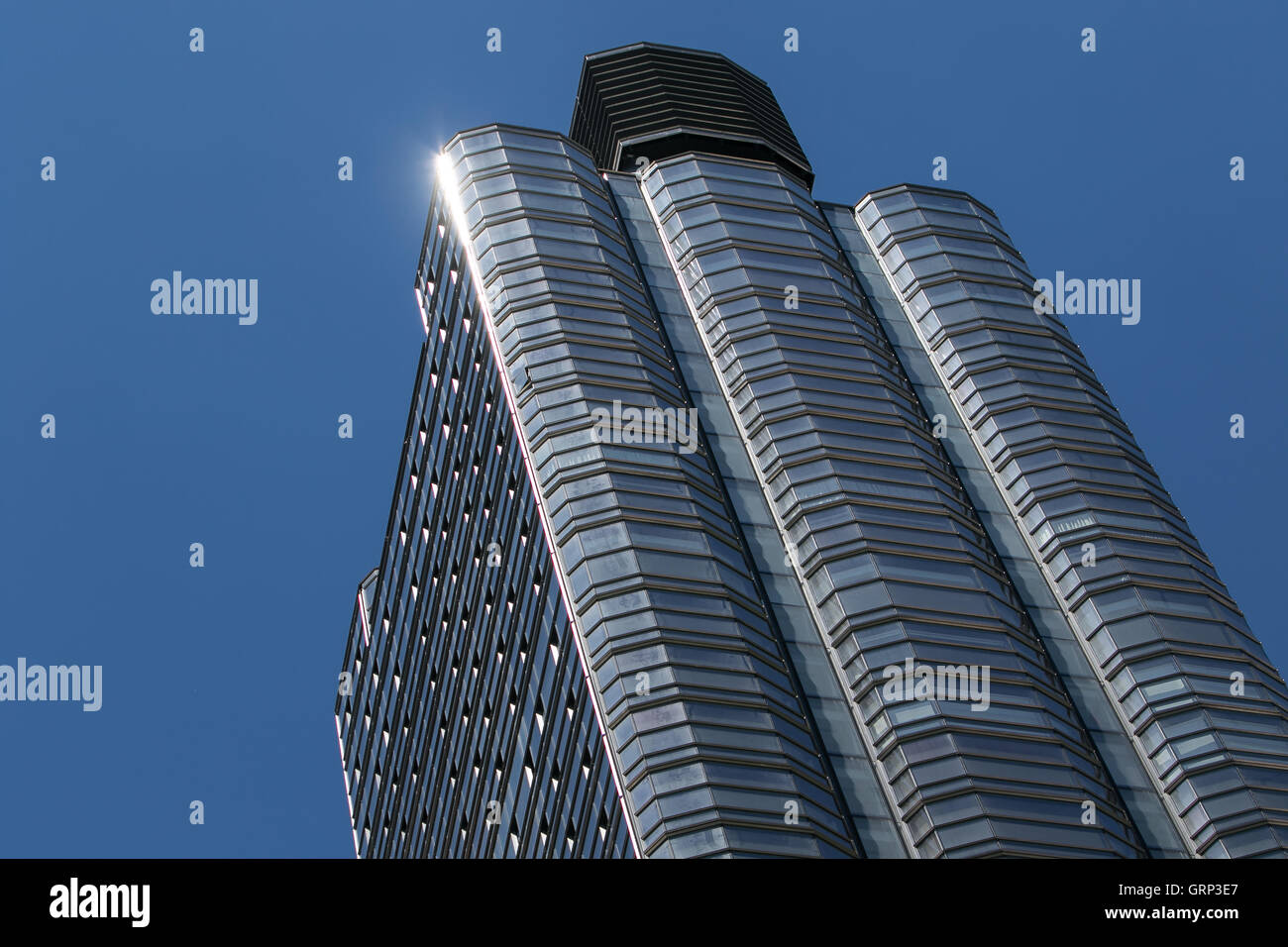 Residential high rise hi-res stock photography and images - Alamy