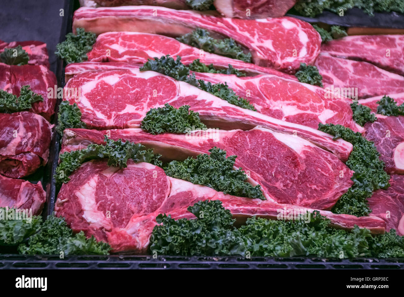 Meat display hi-res stock photography and images - Alamy