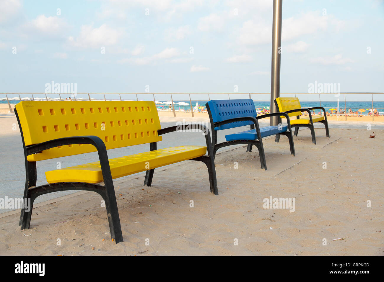 Empty benches on a beach hi-res stock photography and images - Alamy
