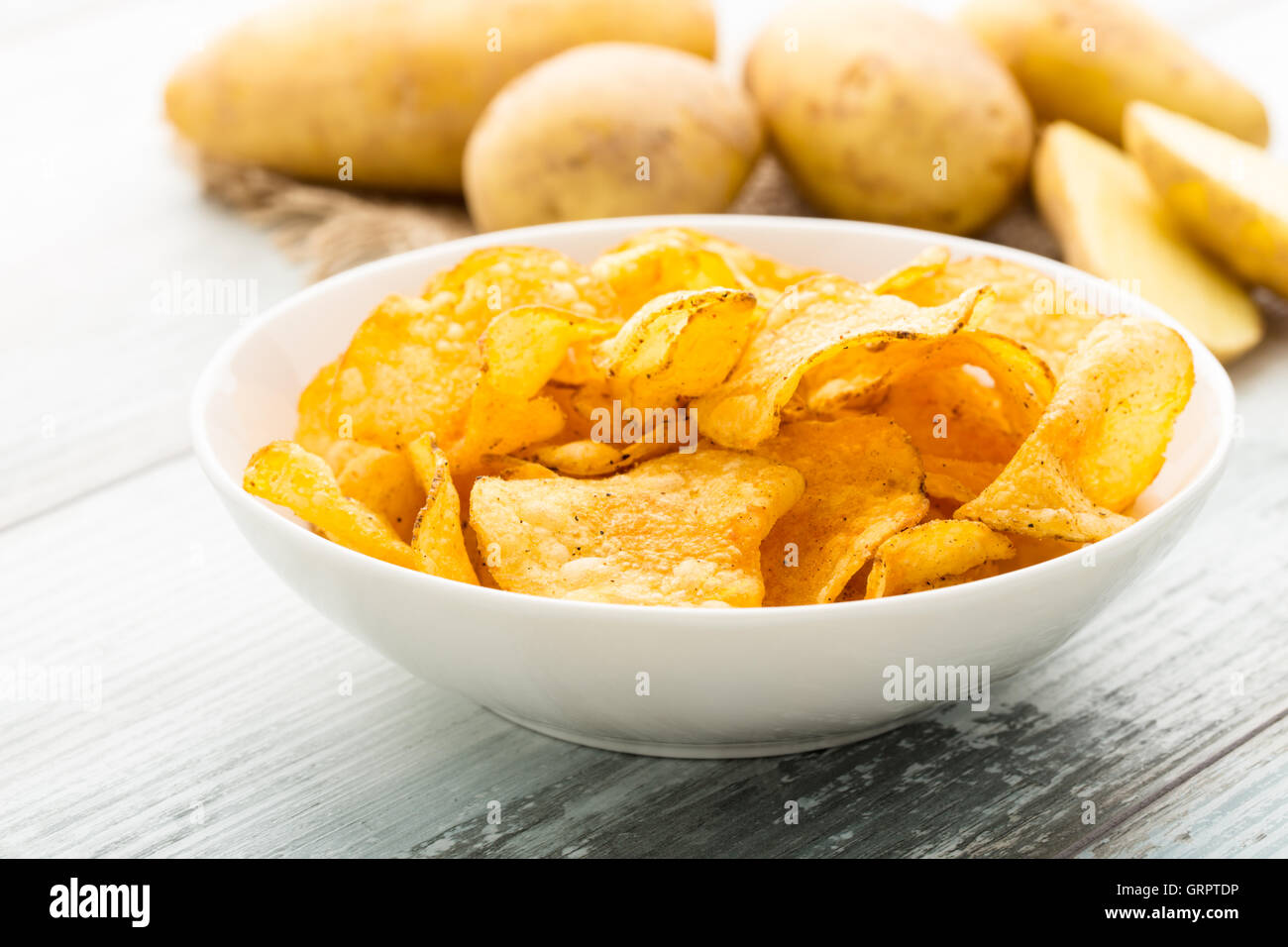 Yellow crisps hi-res stock photography and images - Alamy