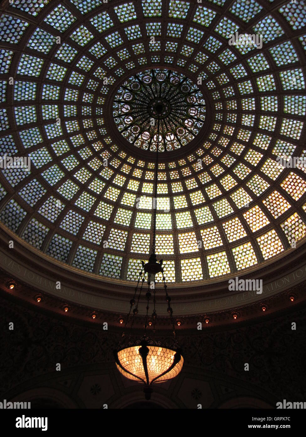 Tiffany Dome in Preston Bradley Hall at the Chicago Cultural Center ...