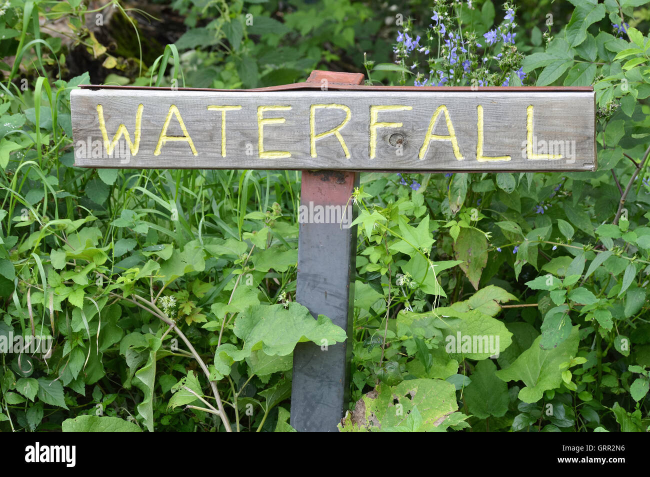 Waterfall sign hi-res stock photography and images - Alamy
