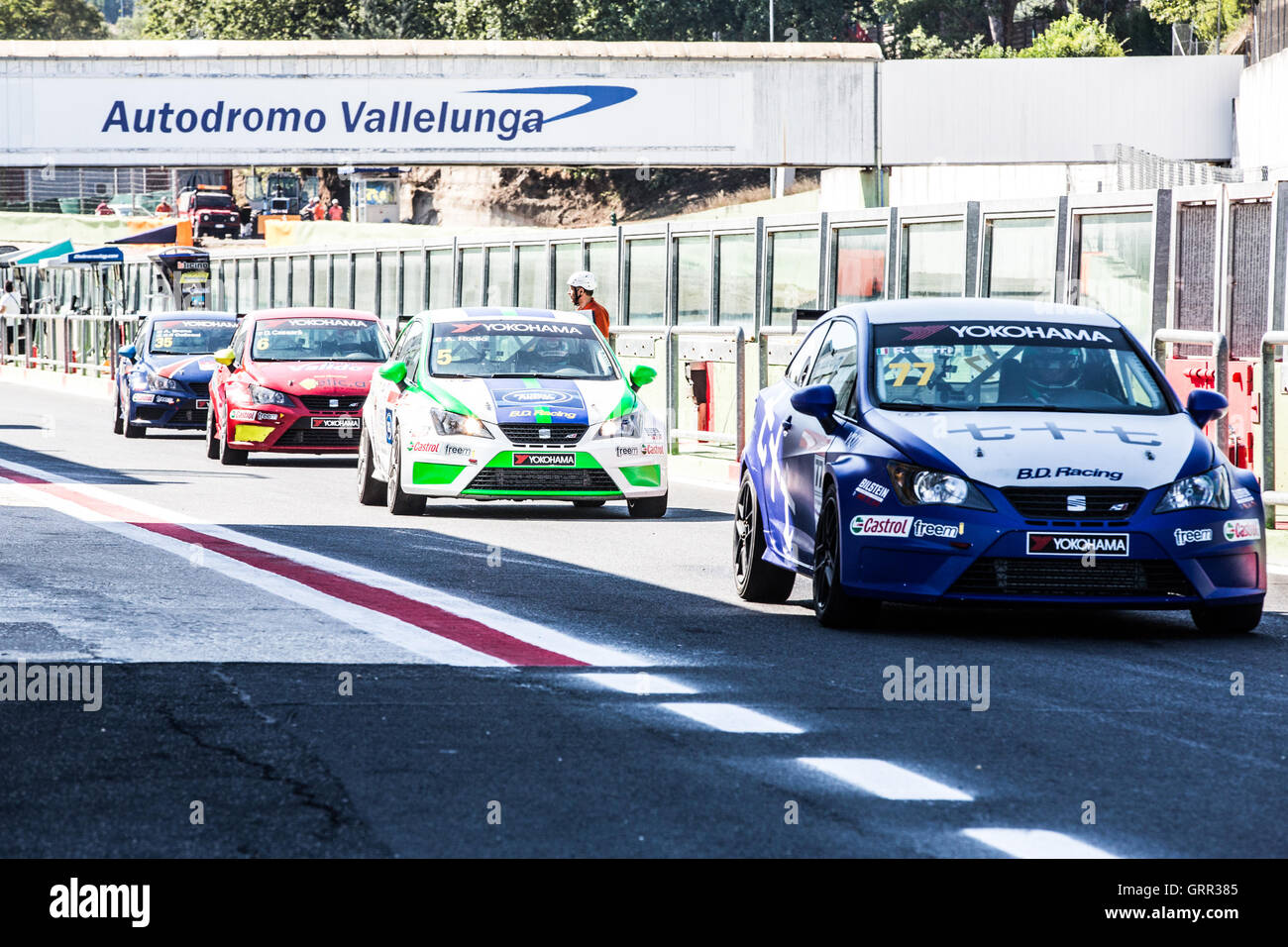 Vallelunga Circuit racing days 2016 Stock Photo - Alamy