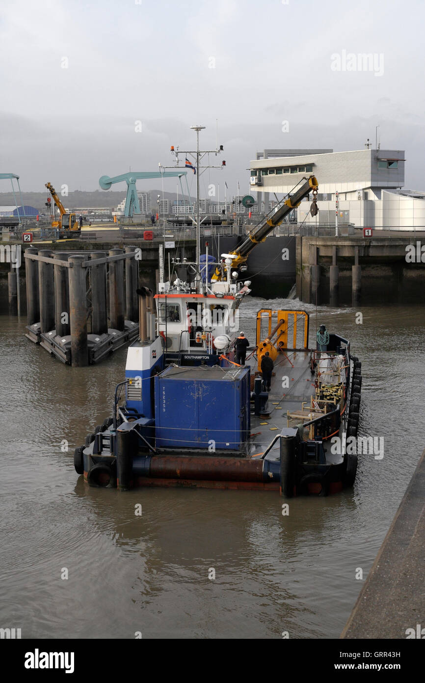 Barge maritime High Resolution Stock Photography and Images - Alamy
