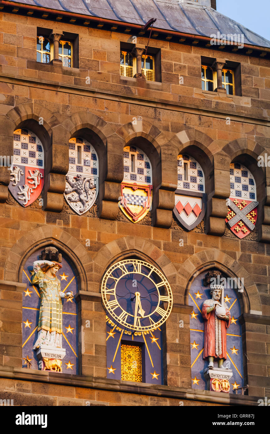 Wales, Cardiff, Cardiff Castle, Clock Tower Stock Photo - Alamy