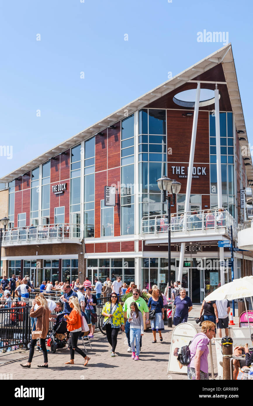 Wales, Cardiff, Cardiff Bay, Mermaid Quay, Waterfront Restaurants Stock ...